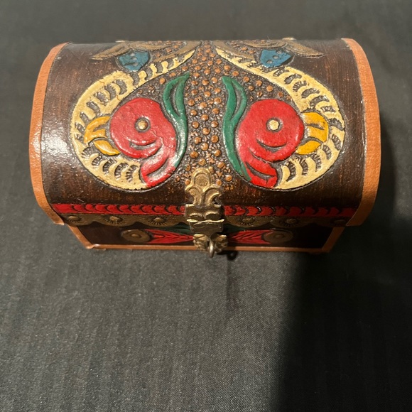 Accents | Antique Wood Jewelry Box With Barniz De Pasto Laquer De ...